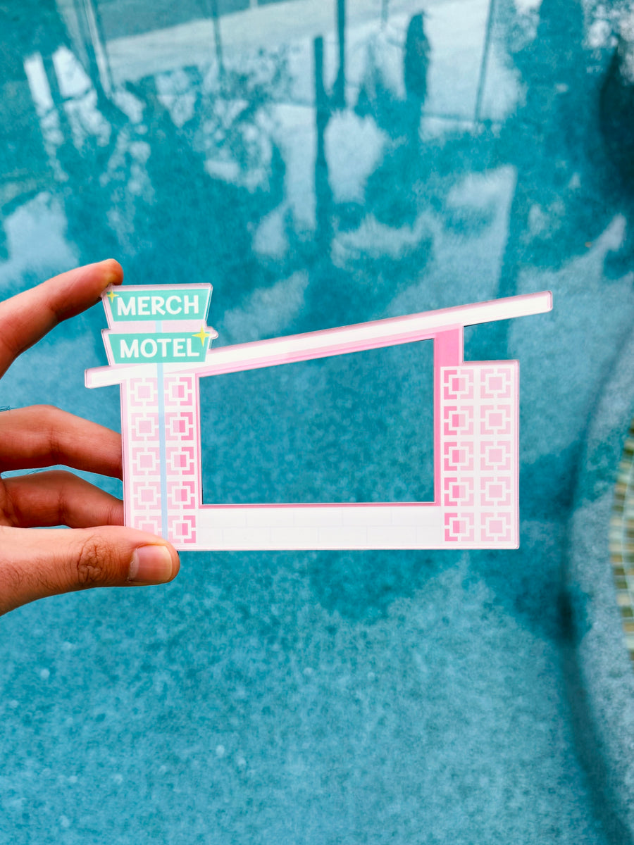 Mid-Century Magnet Frame – Merch Motel